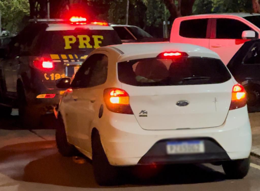 Em Nova Andradina, PRF recupera carro furtado em São Paulo — Jornal da Nova