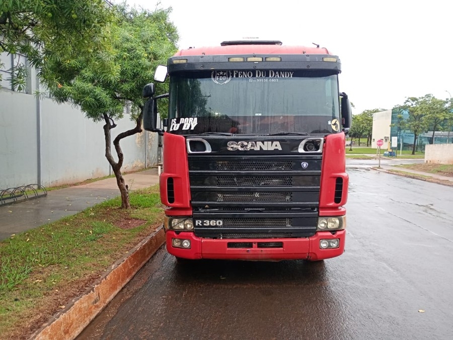 Cavalo-trator furtado no Paraná é encontrado em quintal de residência ...